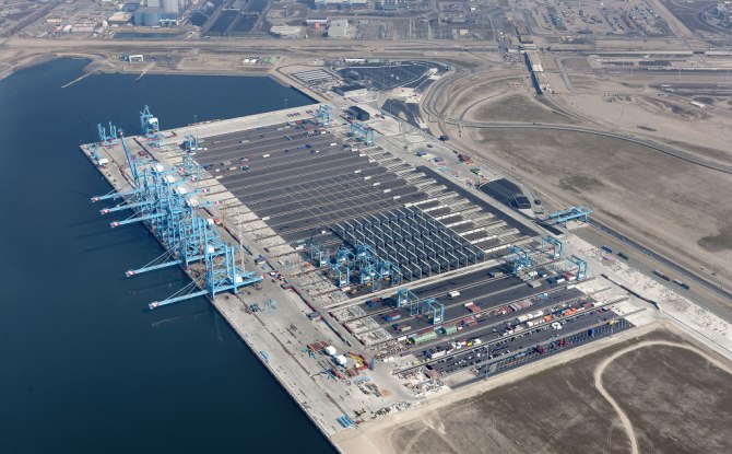 11. Rotterdam :: Lloyd's List