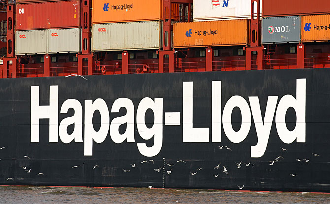 Hapag-Lloyd to order 12,000 teu ships as it prepares for IPO :: Lloyd's ...