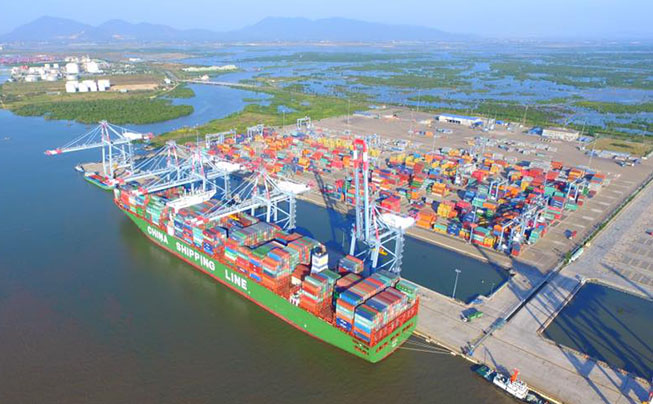 Cai Mep receives first ULC :: Lloyd's List