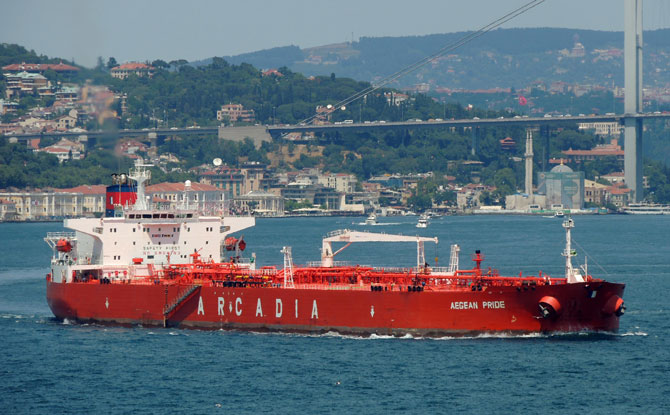 Arcadia waves goodbye to first tanker :: Lloyd's List
