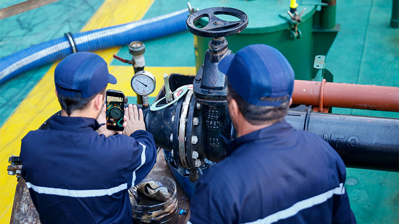 Insurance can help owners deal with bunker volatility :: Lloyd's List
