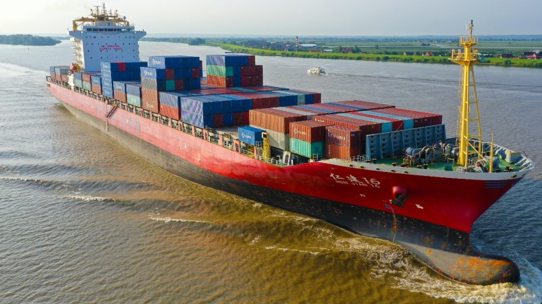 Containership charter rates stay stable as vessel supply remains ...