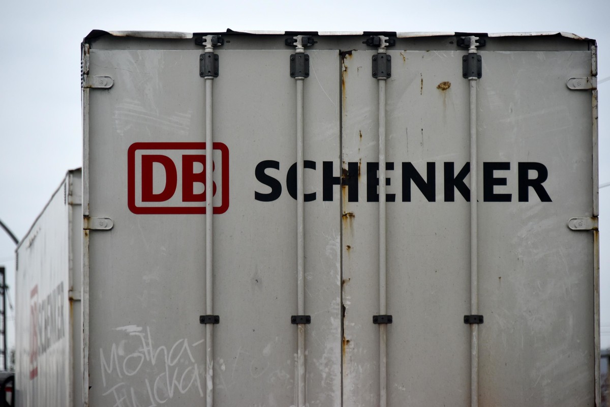 DB Schenker launches ‘connect 4.0’ freight booking portal in US :: Lloyd's List