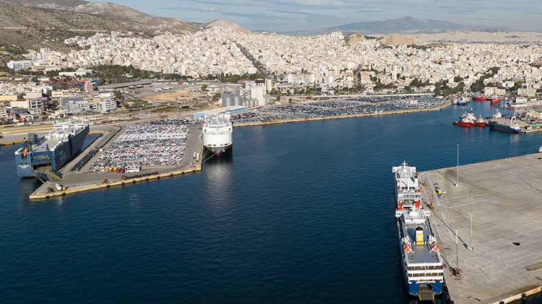 Piraeus port posts record first half despite Houthi-hit box traffic ...