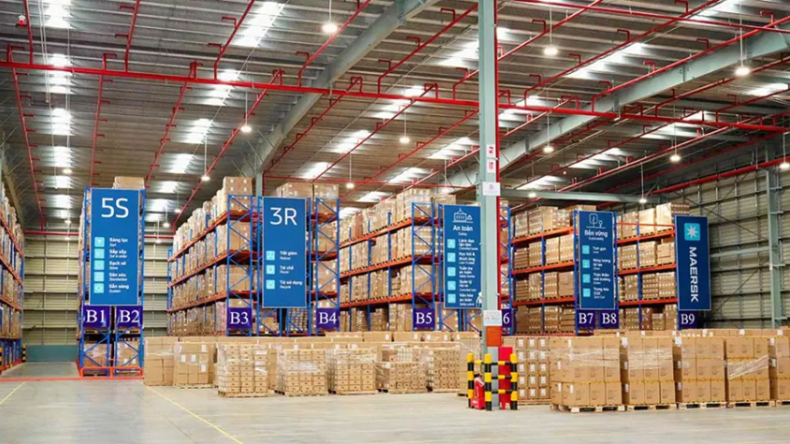 Maersk opens hub warehouses in the Philippines and Vietnam to ...
