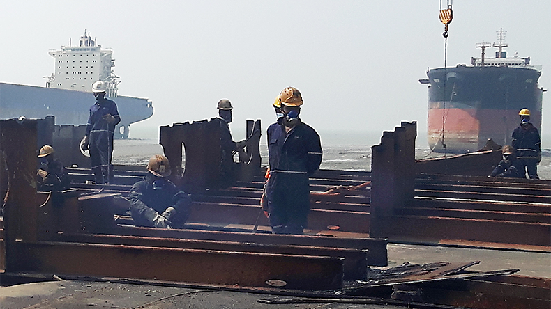 Iranian aframax and vintage bulkers consigned to shipbreaker’s torch ...