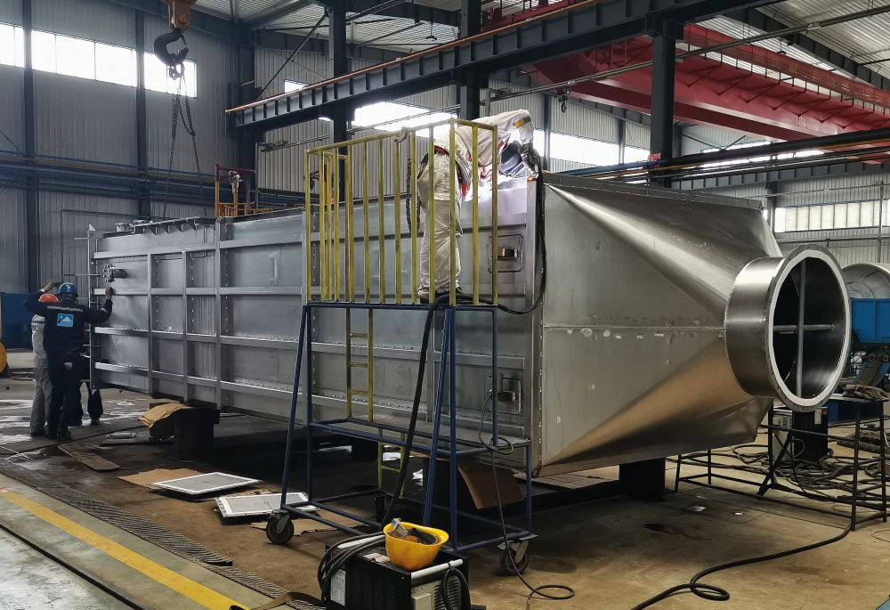 Open-loop scrubbers in ports — what’s all the fuss about? :: Lloyd's List