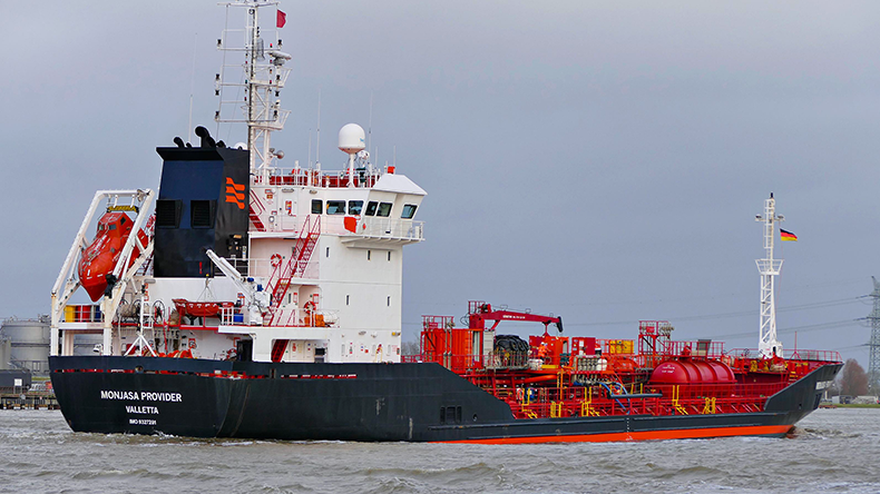 Monjasa signs green ammonia offtake agreement with 1 GW project ...