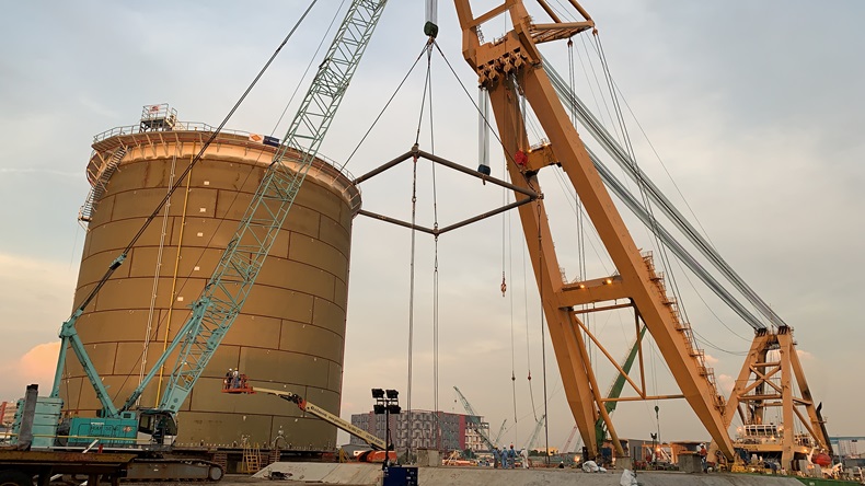 Vopak boosts Singapore fuel capacity with Sebarok expansion :: Lloyd's List