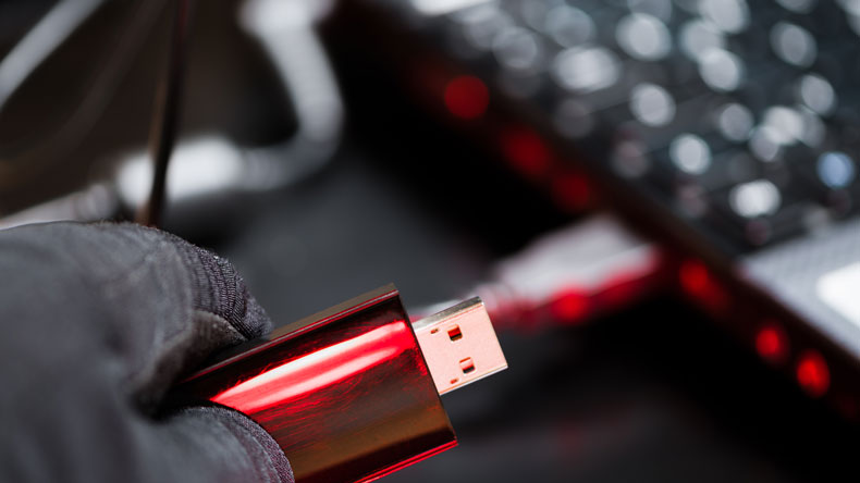 USB sticks can sink ships in the cyber age :: Lloyd's List
