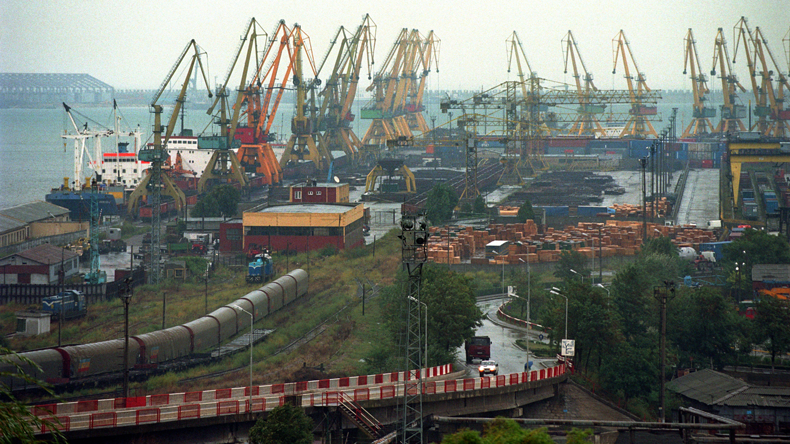 Ukraine’s trade shift a boon for neighbouring ports :: Lloyd's List